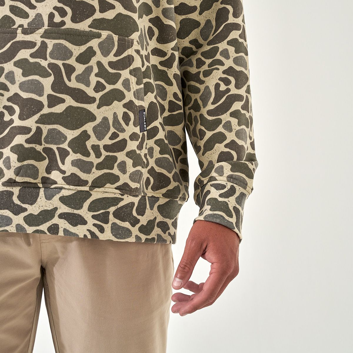 Burlebo Men's Classic Deer Camo Fleece Hoodie